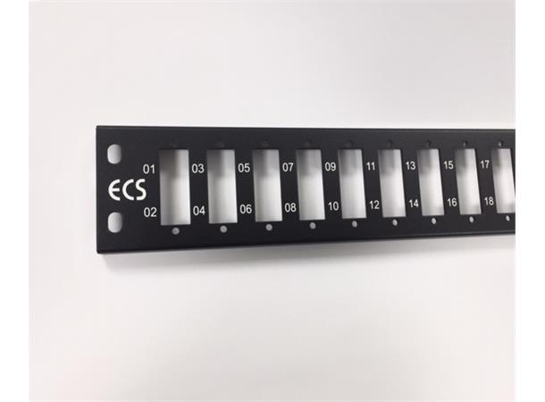 ECS fiberpanel front ECS24BOX 24xSCD Løs front uten adaptere - Alcadon AS